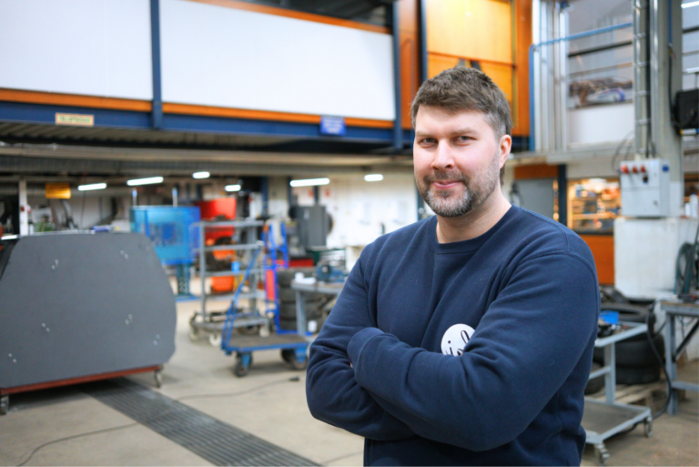 Sähköauto oppimisympäristönä - Lounais-Hämeen koulutuskuntayhtymä